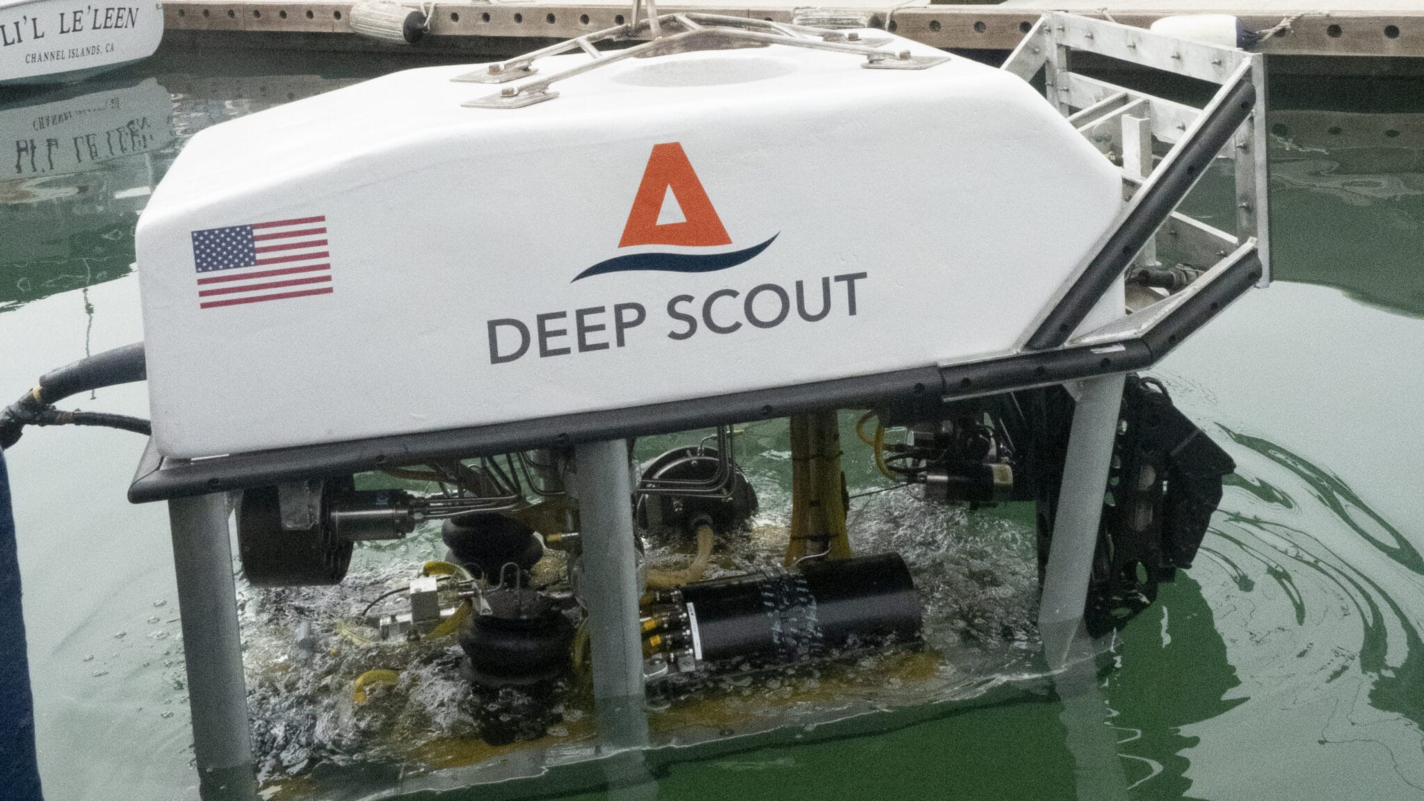 Commercial Diving Ship | DSV Vessel Companies | Aqueos